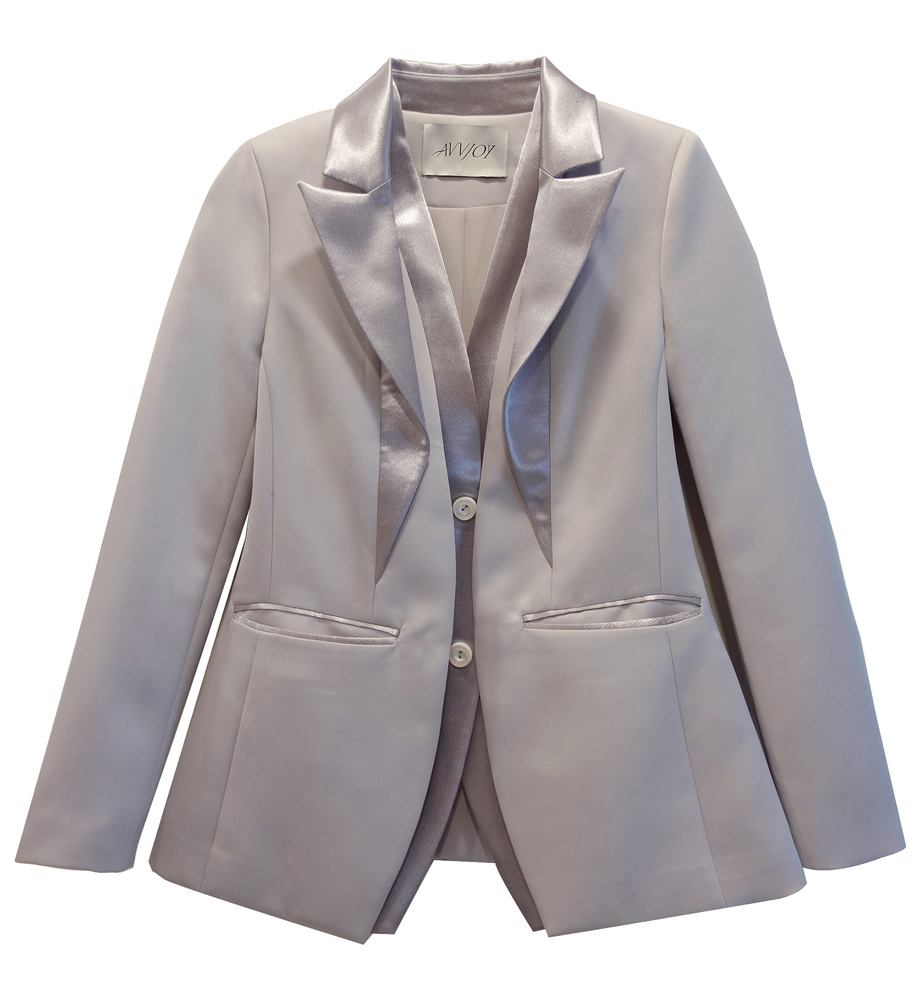 「不只輕奢，更是輕訂製！」AVVJOY x 張馨櫻聯名打造時尚系列，將Haute | infoHIM｜潮人生活週間